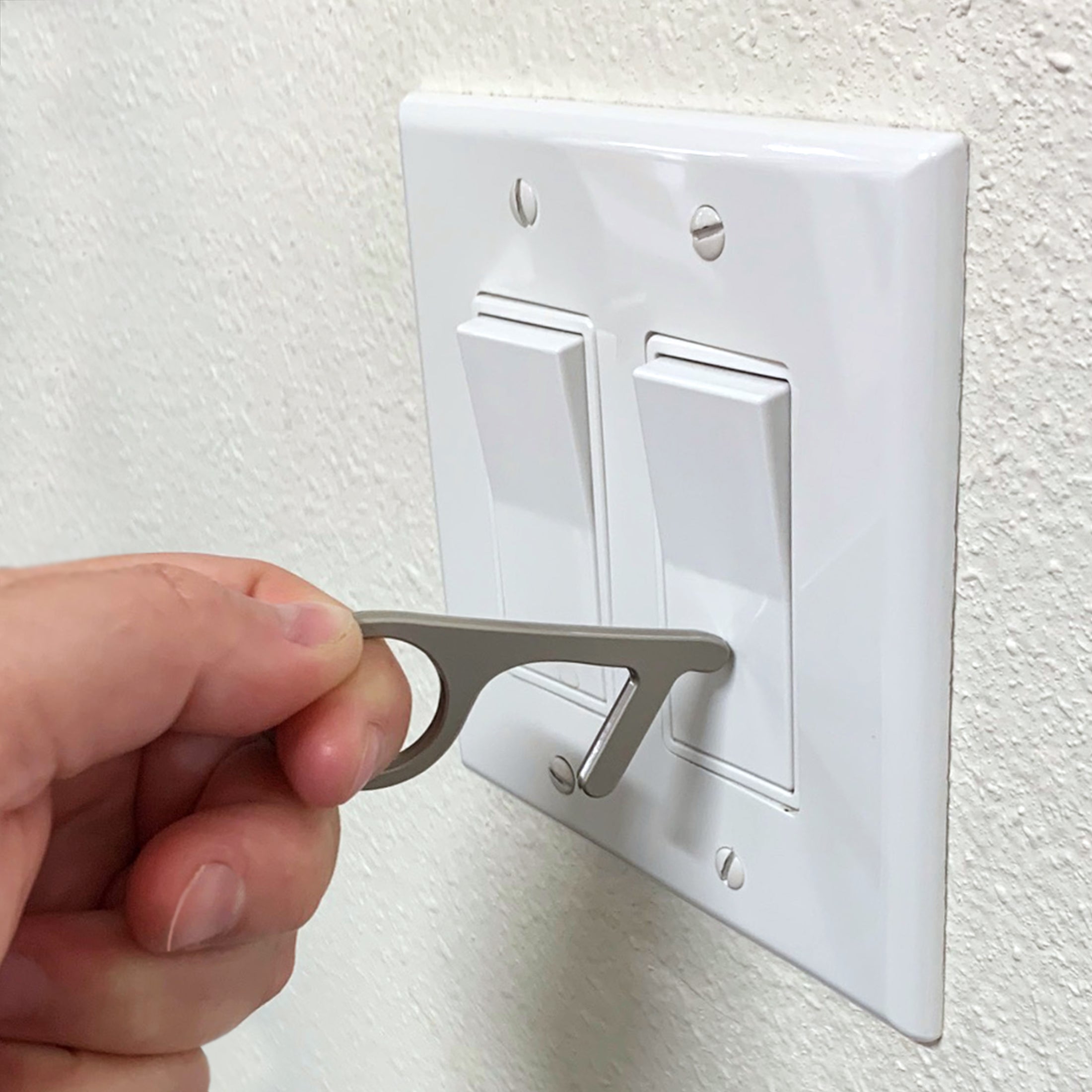 Eurow Touchless Tool Keychain – Contact-less Door Opener – 2-pack